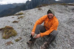 Guide to Choosing and Wearing Gaiters | Snowys Blog