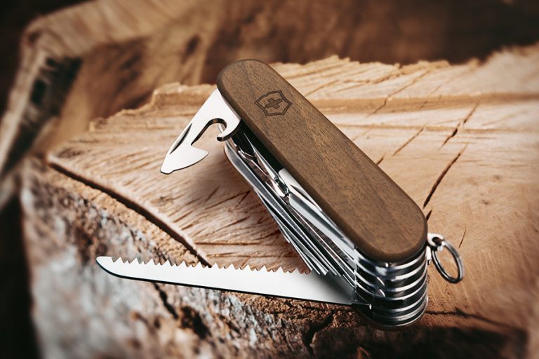 How to Build a Camping Toolkit | Snowys Blog
