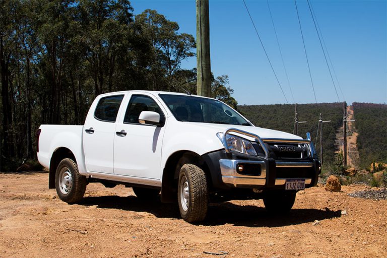How to Build Your Perfect 4WD for Touring | Snowys Blog