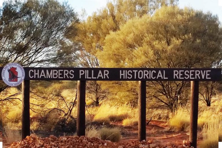 Exploring Chambers Pillar in the Northern Territory | Snowys Blog