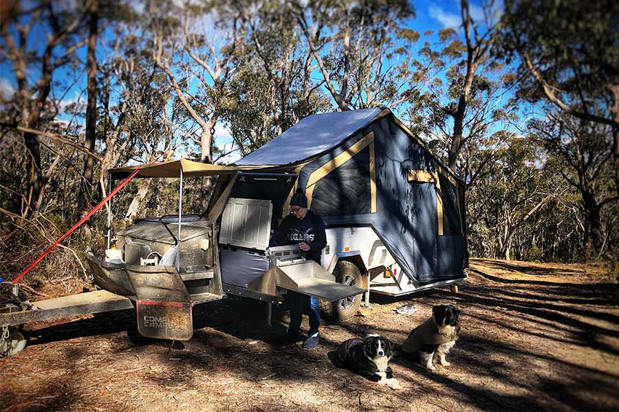 The Best Tips & Advice for Family Camping in Winter | Snowys Blog