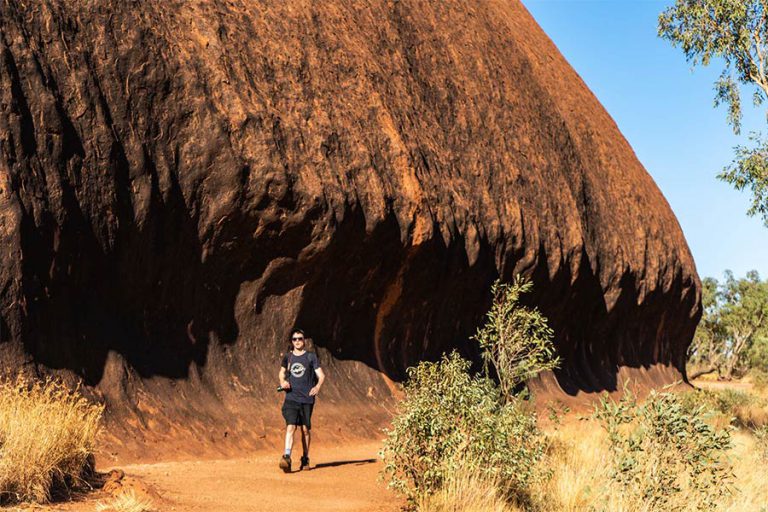 7 Things They Don’t Tell You About Visiting Uluru | Snowys Blog