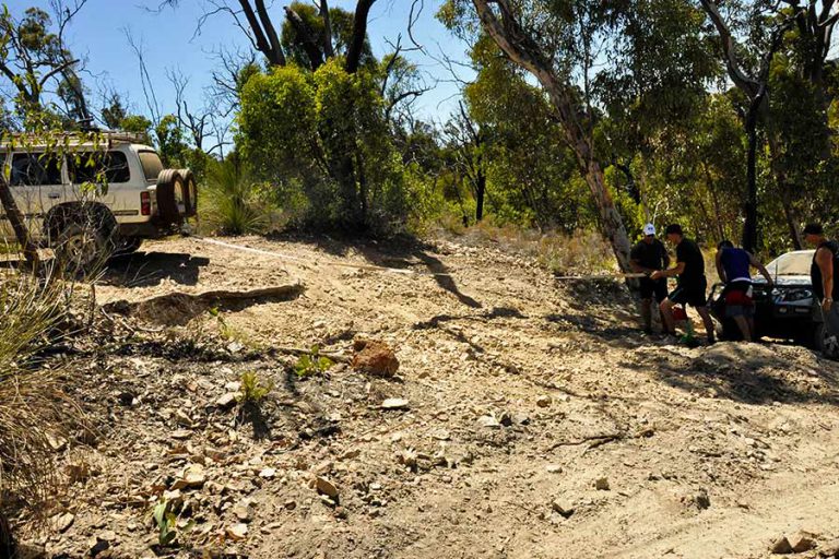 4WD Recovery - What You Need to Know | Snowys Blog