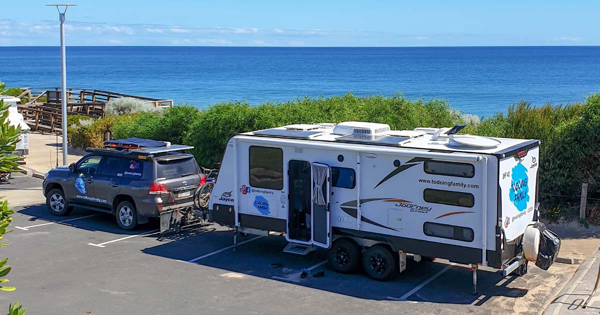10 Must-Have Items for a Successful Caravan Trip | Snowys Blog