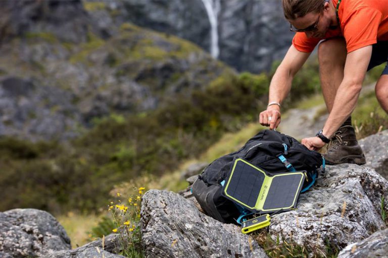 Ep26 - Portable Solar Power for Hiking | Snowys Blog