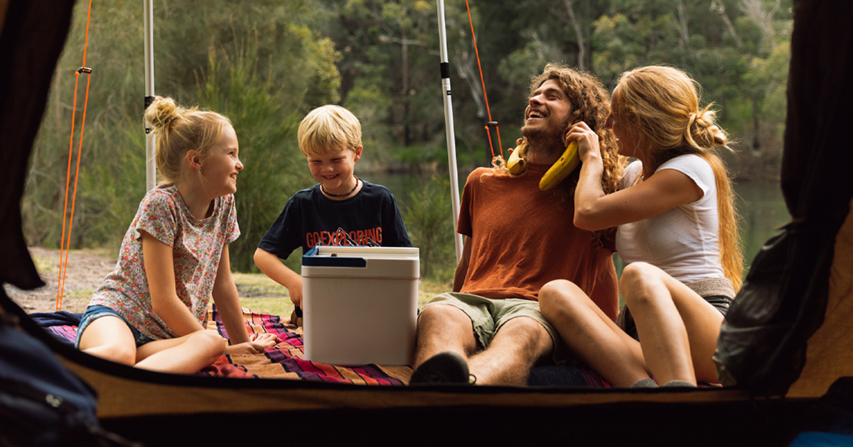 Ep128 - Campsite Fun & Games | Snowys Blog